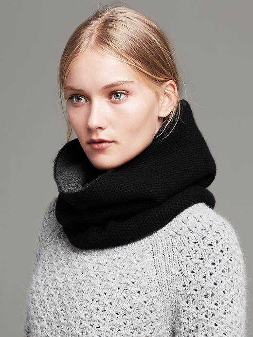 Reversible Cashmere Snood | Banana Republic