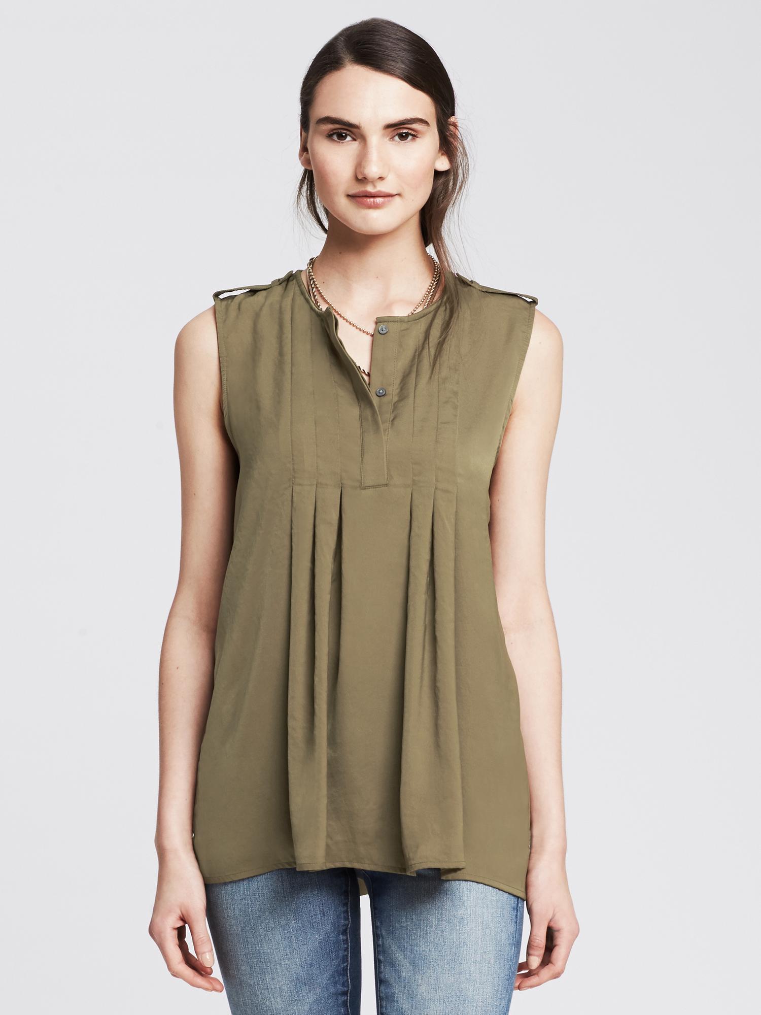 Heritage Box-Pleat Sleeveless Blouse | Banana Republic