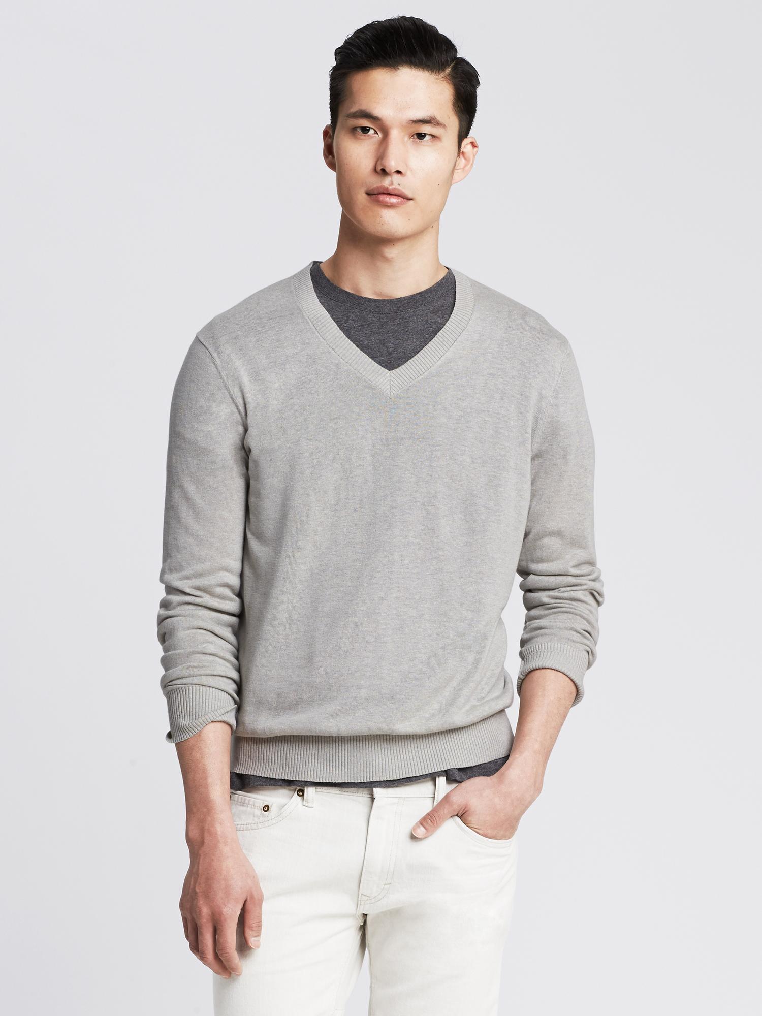 Silk/Linen Vee Pullover | Banana Republic