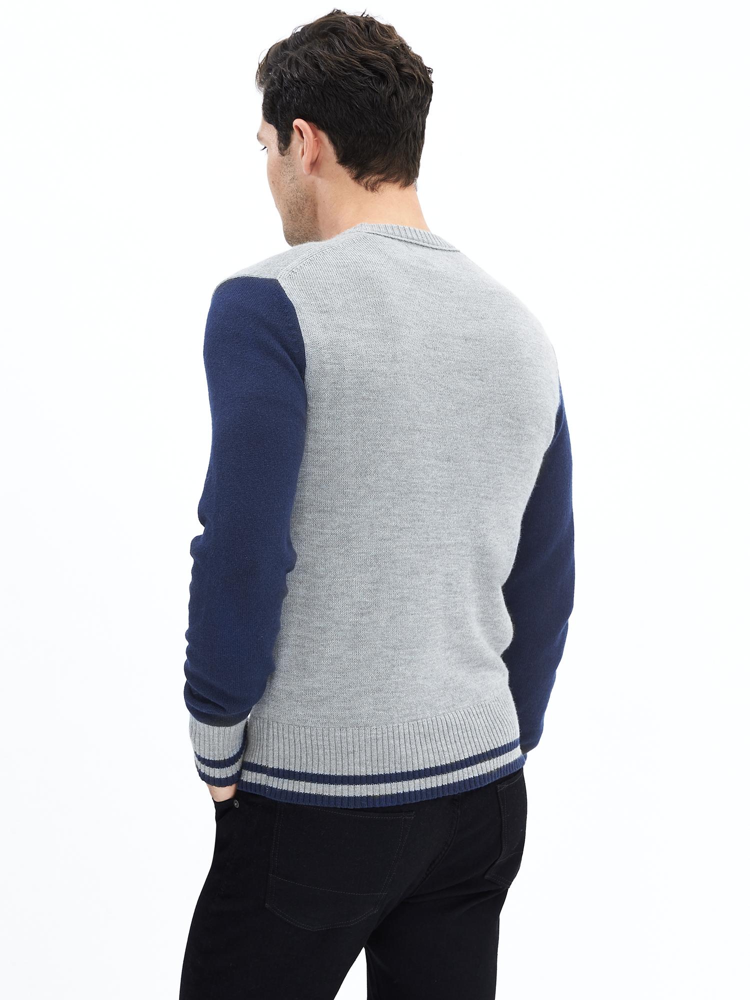 "NY" Graphic Pullover | Banana Republic