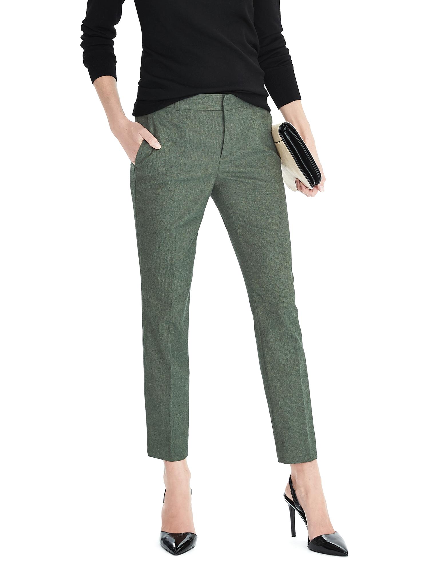 Avery Straight-Fit Solid Ankle Pant | Banana Republic