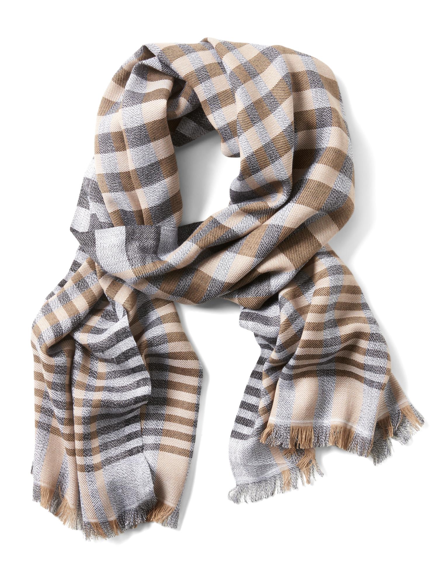 Jaspe Plaid Fringe Rectangular Scarf | Banana Republic
