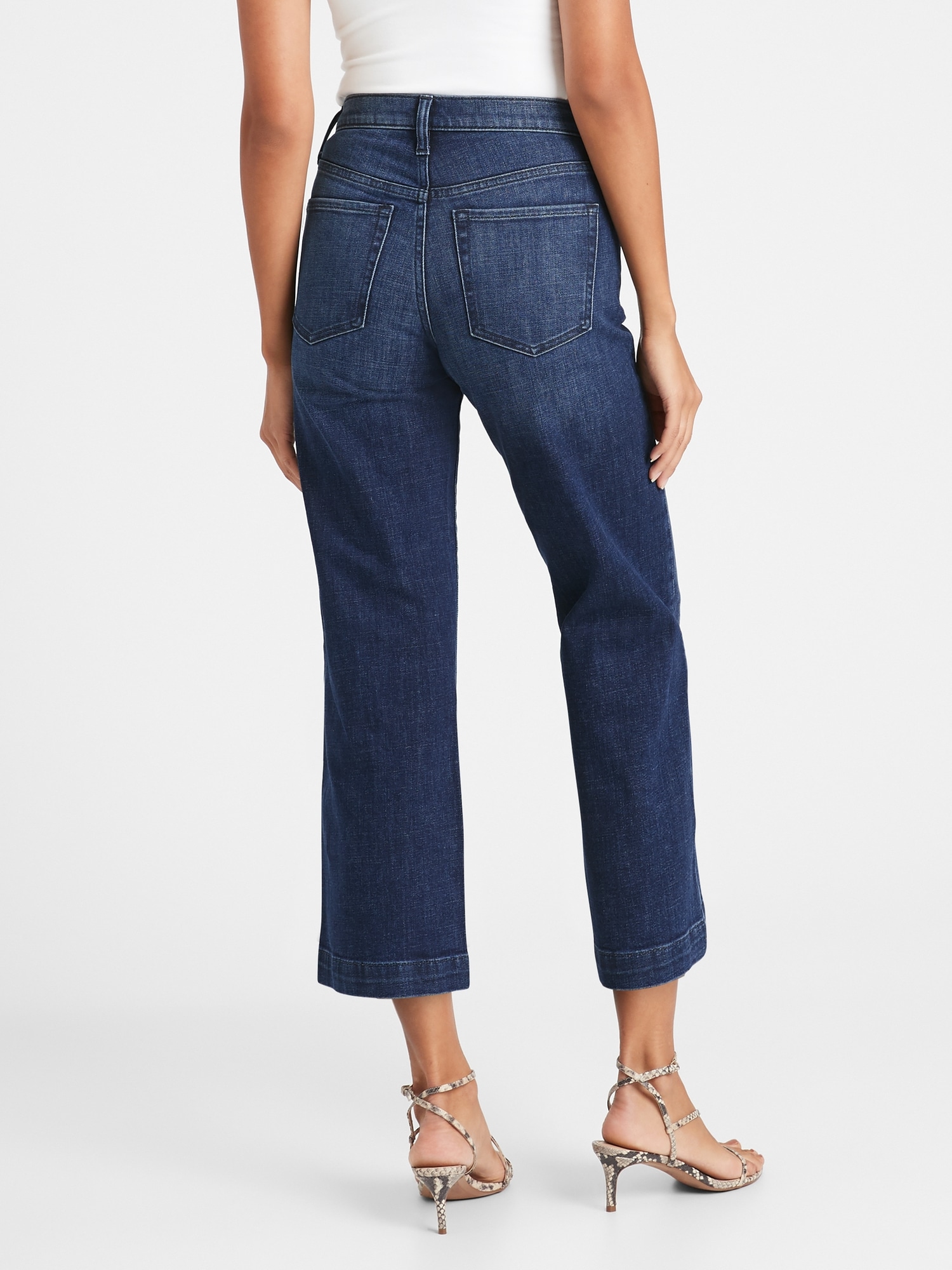 High-Rise Wide-Leg Cropped Jean | Banana Republic