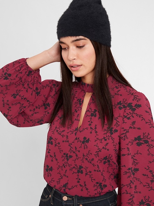 Petite Keyhole Cut-Out Top | Banana Republic