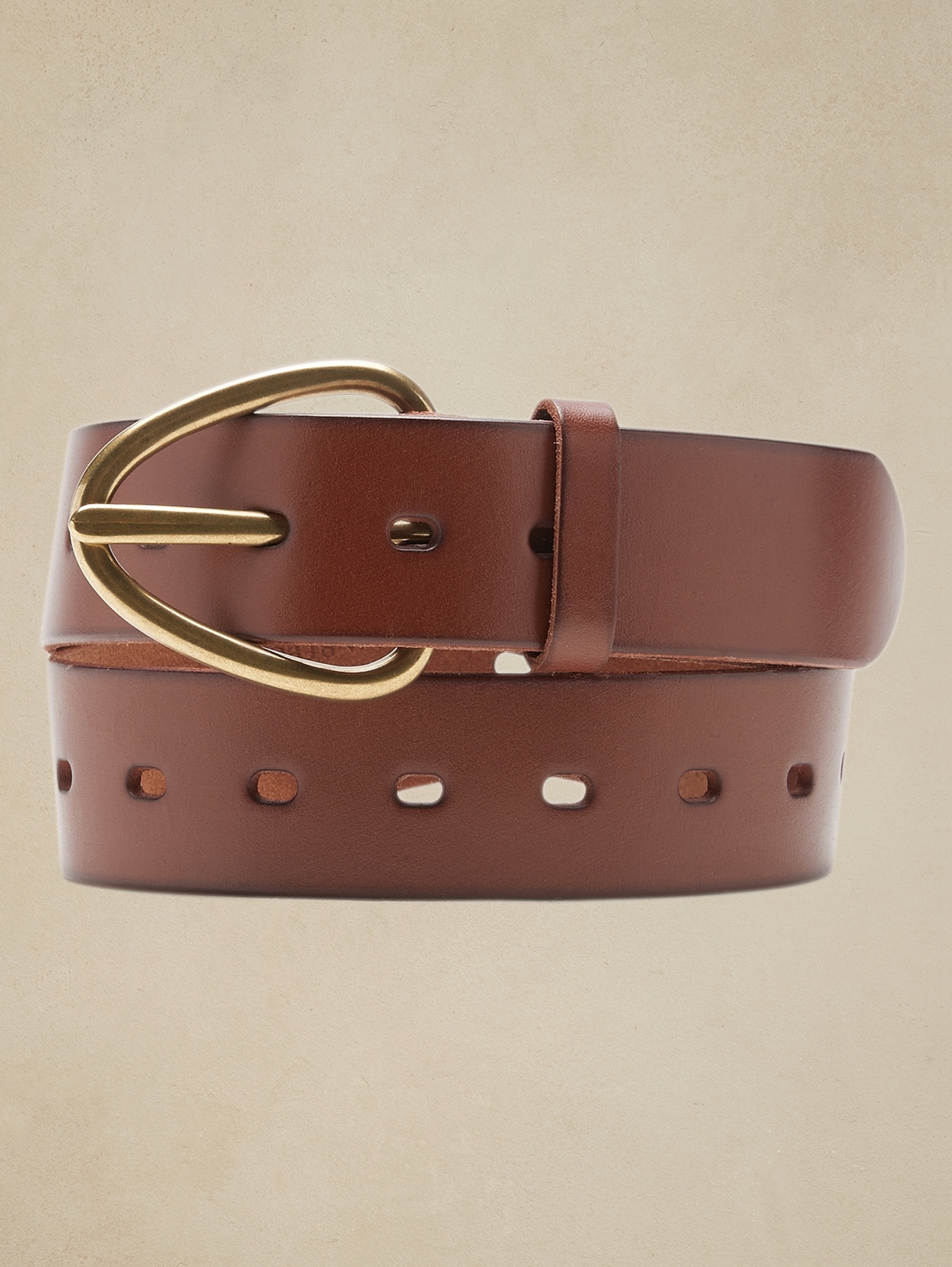 Leather V-Buckle Belt | Banana Republic
