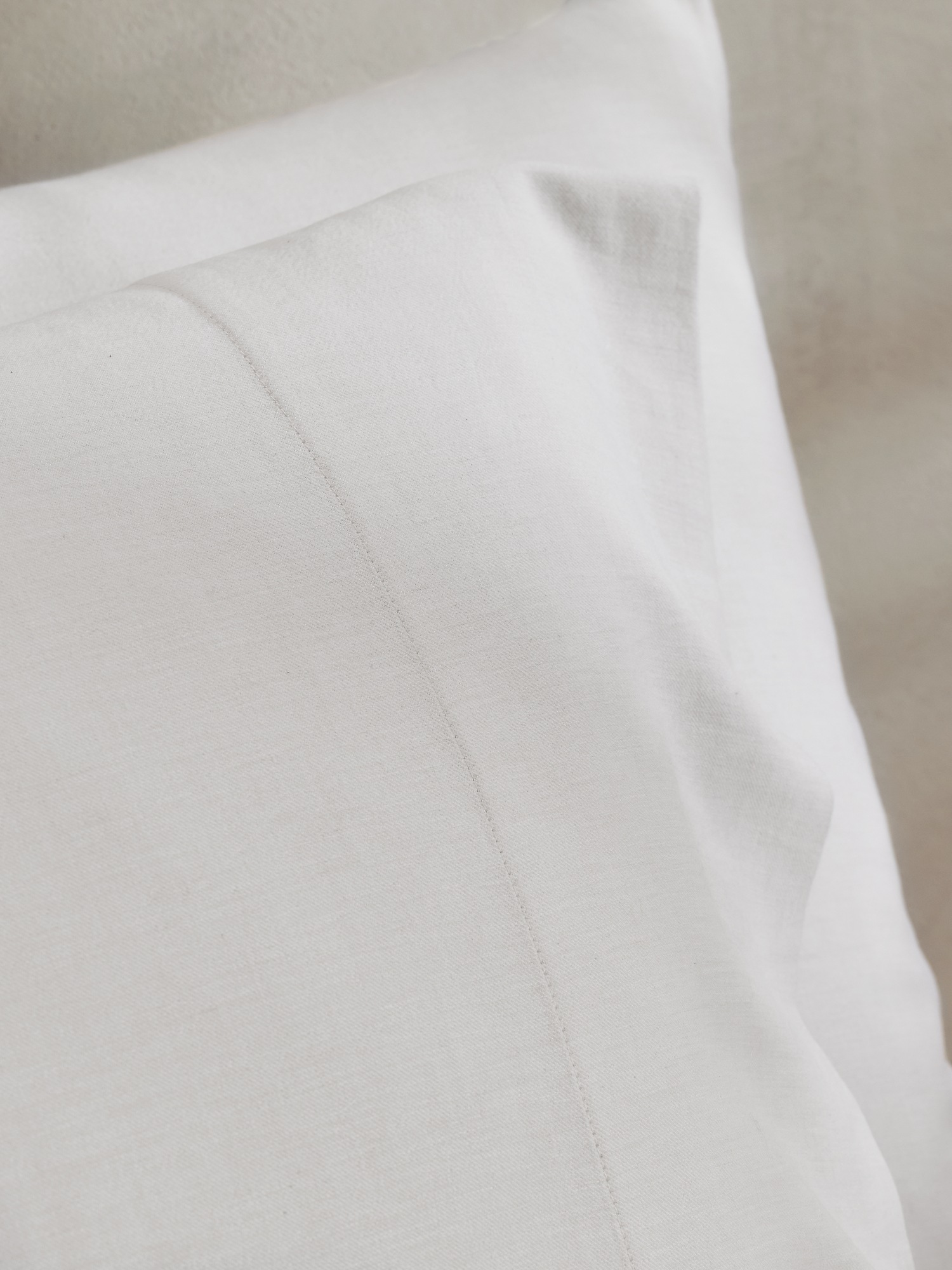 Cotton-Cashmere-Silk Pillowcases | Banana Republic