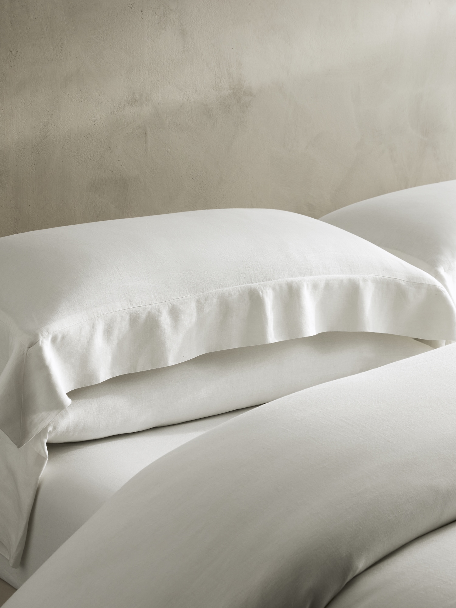 Fine Linen Shams | Banana Republic