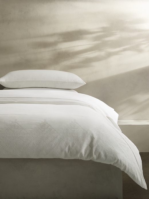 Heirloom Embroidery Duvet Cover | Banana Republic