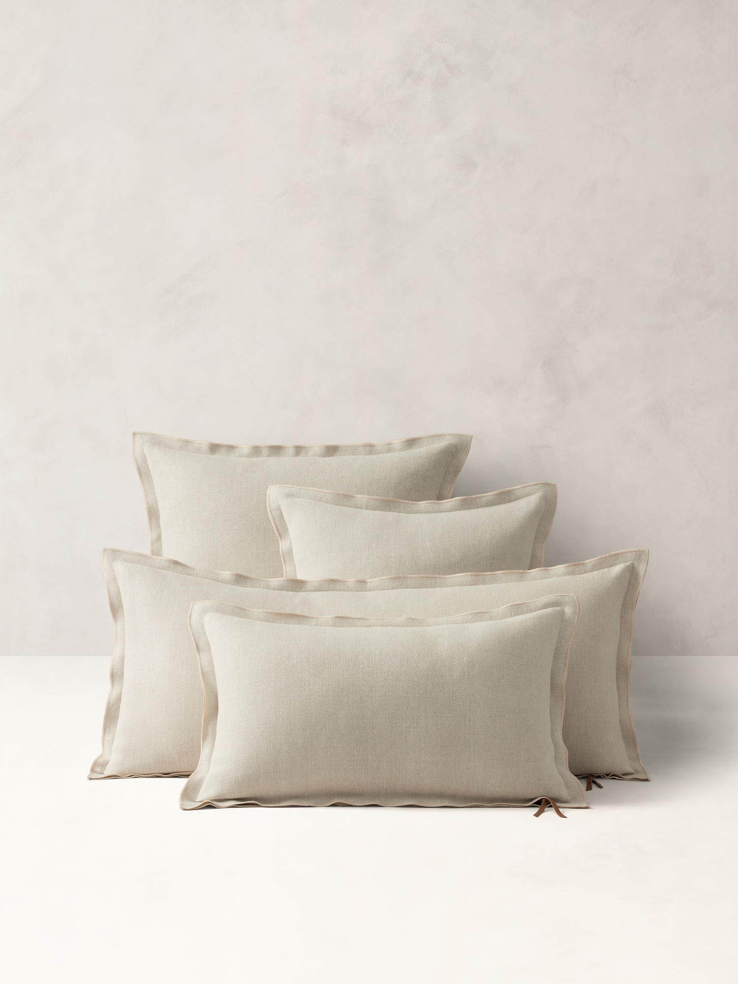 European Linen Pillow | Banana Republic